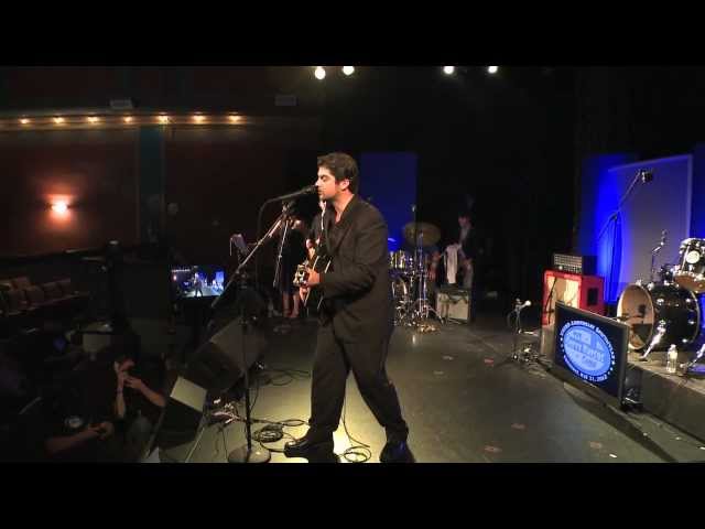 Dan Fallon plays "Exodus" at The Steve Katsos Show Third Anniversary ...